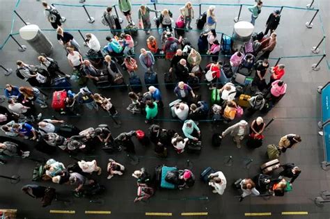 Declan Haughney Who Dragged Uncles Lifeless Body To Post Office Says Country Is Talking About