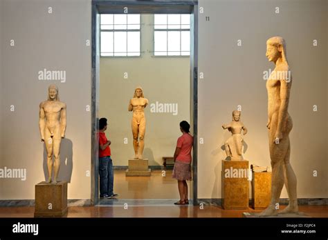 Kouros Statues Hi Res Stock Photography And Images Alamy