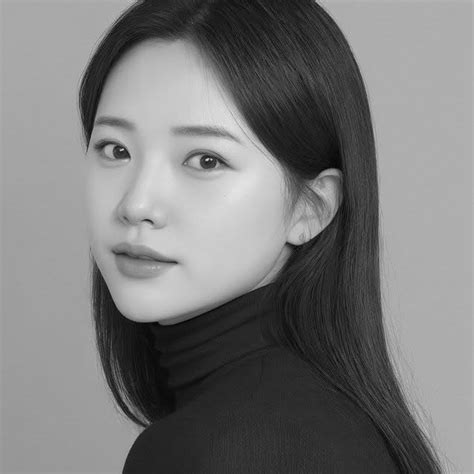 선팔맞팔소통환영 미미 102cm • Threads Say More