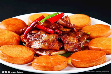 金饼回锅肉摄影图 传统美食 餐饮美食 摄影图库 昵图网