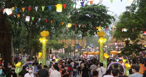 សង្ក្រាន្តវត្តភ្នំនៃពិធីបុណ្យចូលឆ្នាំថ្មី ប្រពៃណីជាតិខ្មែរមានមហាជនចូលរួមកម្សាន្តសប្បាយរីករាយរយ