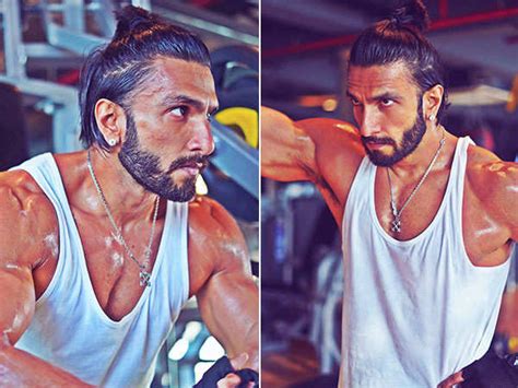 Ranveer Singh Flaunts His Ripped Physique