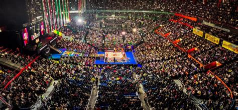 Viernes Por La Noche En La Arena México
