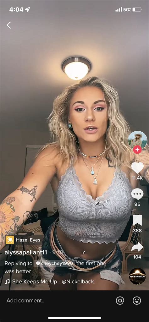 This Lace Crop Bralette Rfindfashion