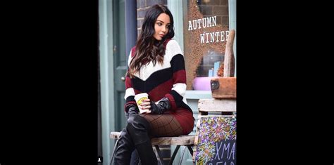 Photo Nabilla Benattia Sexy Sur Instagram 2017 Purepeople