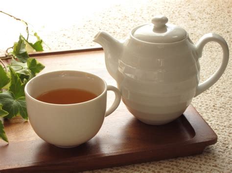 ポットの茶渋！洗浄で取れない汚れの落とし方！クエン酸が効く！？
