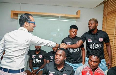 MO DEWJI AMGEUKIA MWENYEKITI WA BODI SIMBA AMEFUNGUKA HAYA Soka La