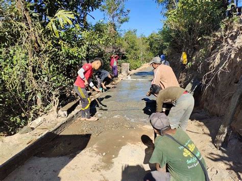 သံတောင်ကြီးမြို့တွင် ရပ်ကွက် ၂နှင့် မလေးကုန်း ဆက်သွယ်ထားသည့် လမ်းအား က