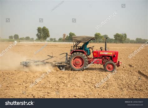 Mahindra Tractor Farmer Images Stock Photos Vectors Shutterstock