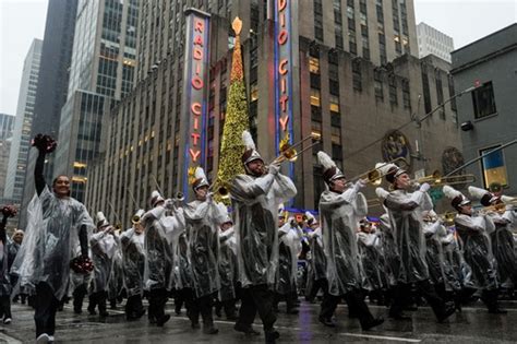 ‘dream Come True Umass Amherst Marching Band Performs In Macys