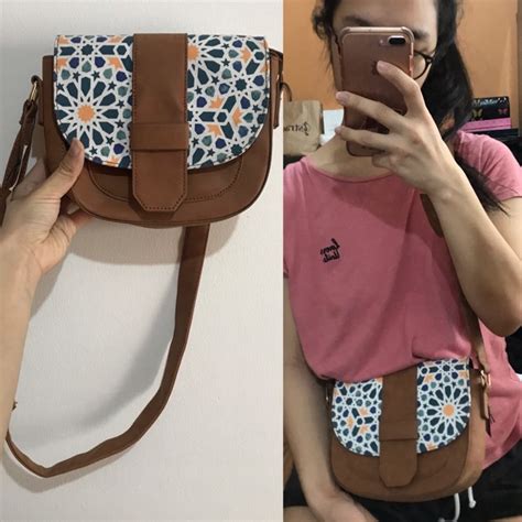Jual Biru Pattern Putih Sling Typo Shopee Indonesia
