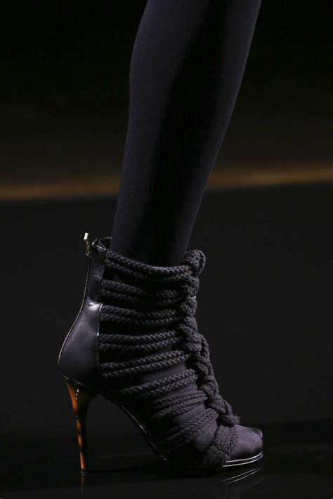 Binx Walton Catwalk Cv Heels Ready To Wear How To Wear