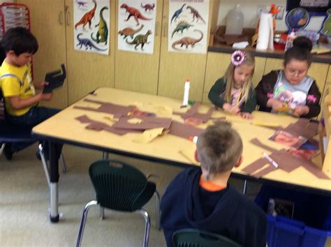 Dinosaur Thematic Unit — Kindergarten Kiosk