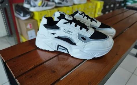 Deteksi Penggunaan Safety Shoes Object Detection Dataset And Pre