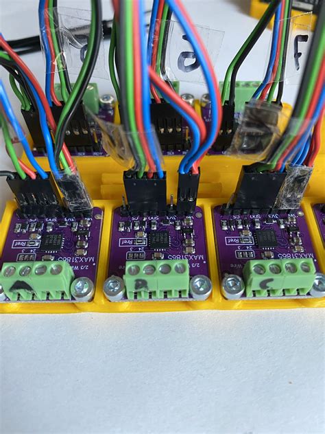 Stl Datei Mount For Max31865 Adafruit Pt100 Boards Kostenlos・objekt Zum Herunterladen Und
