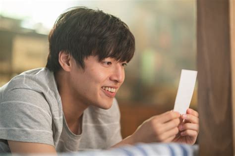 カン・ハヌル×チョン・ウヒ共演、話題の映画『雨とあなたの物語』の予告編と場面写真が解禁！12月17日よりシネマート新宿他全国ロードショー