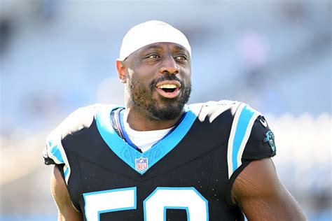 Injury Riddled Miami Dolphins Sign 4 Time Pro Bowl Pass Rusher To Fill