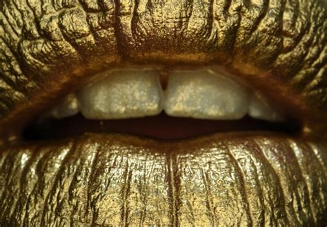 Premium Photo Sexy Girl Golden Lips Gold Mouth Glowing Gold Skin