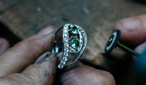 Les étapes de fabrication de votre bijou sur mesure Eric Nion
