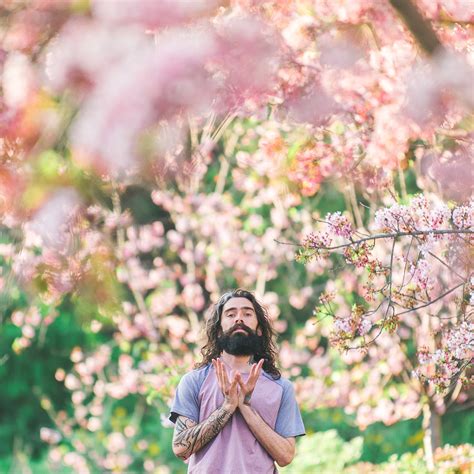 Jonathan For Beardsley Flutter Glass Photography