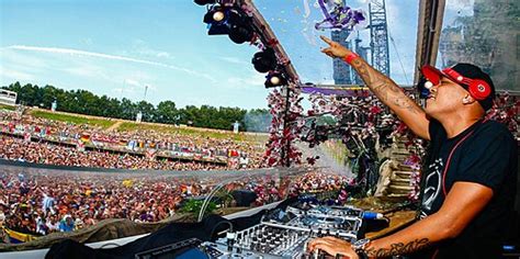 Disc Jockey Wikipedia La Enciclopedia Libre