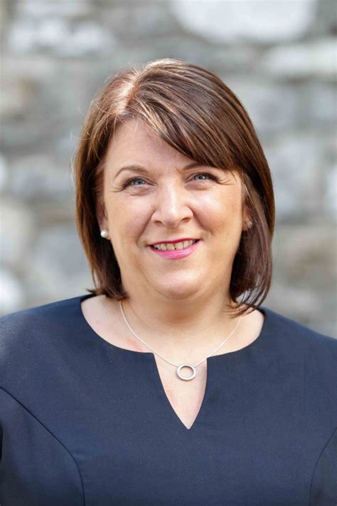 Eimer Hannon Hannon Travel Acorns