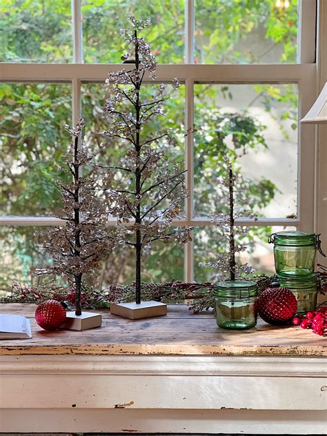 Living Room Farmhouse Christmas Decor MY YEAR OLD HOME