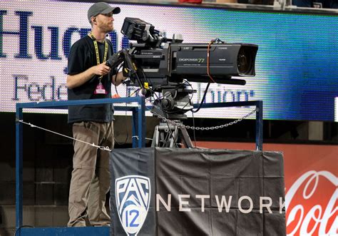 Canzano Pac 12 Conference Gets A Much Needed Win