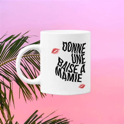 Mug Donne une baise à Mamie