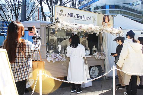午後の紅茶 ホットミルクティー＆チョコレートティーラテで心も身体もあったかバレンタイン！ 冬のミルクティースタンドでみんなほっこりぽかぽか