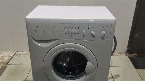 Стиральная машинка INDESIT WS105TX - YouTube