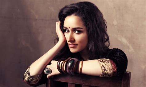 شردھا کپور نے پہنا برقع Life And Style Aaj