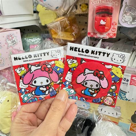 My Melody X Hello Kitty 50週年 磁石襟章 Monkichi Museum