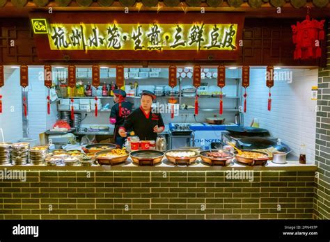 Hangzhou China Shop Front Street Food Display Chinese Chefs Chinese Restaurant In City