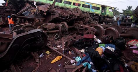 Indias Worst Train Crash In Decades Kills At Least 288 Mothanna