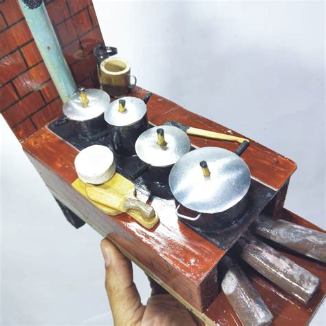 Miniatura Artesanato Feito à Mão Fogão Lenha 20x19x9cm 500g