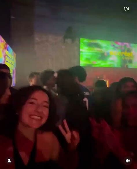 Fan Spots Larray At Club In Hawaii Instagram Post Youtube
