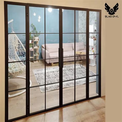 Стеклянные перегородки•Двери межкомнатные •Шкафы витрины Уникальные складные стеклянные двери