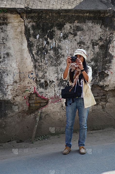 旅行者泰国妇女在尼泊尔加德满都