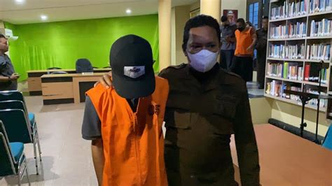 Kejari Ungkap Dugaan Korupsi Di Tubuh Pemkot Pontianak Tahan 2