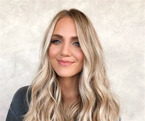 Savannah Labrant Youtuber Age Net Worth Husband And More