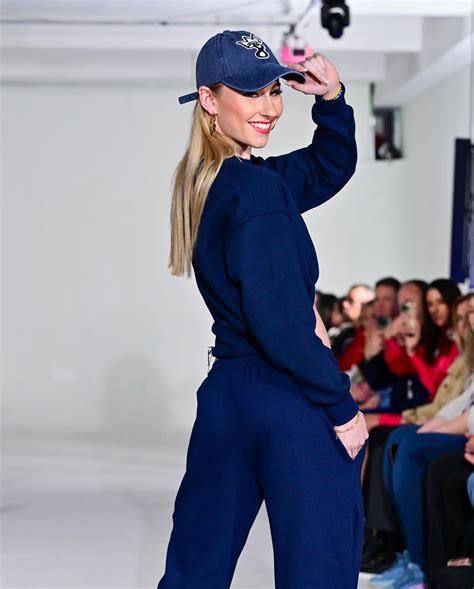 Sierra Hayden Dancer Model Sierraellehayden • Instagram Photos And Videos