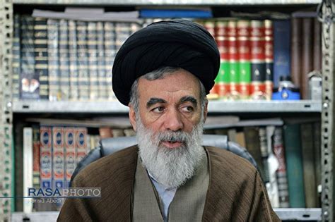 علت حرام سیاسی بودن کشف حجاب لزوم ورود دستگاه‌های اجرایی برای مقابله