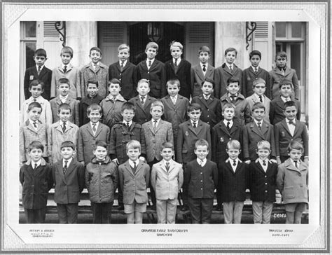 Photo De Classe Classe De 8ème De 1965 Collège Saint Bernard Copains