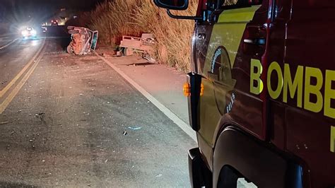 Uma Pessoa Morre E Duas Ficam Feridas Em Acidente Na Br 364 Em