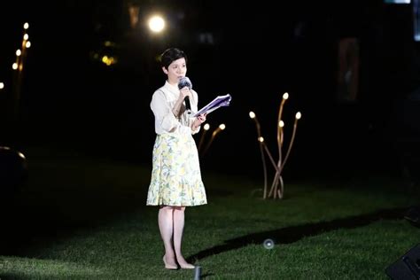 活动侧记 “走在时间前面的声音”北外滩夜读会暨《上海文学》70周年庆澎湃号·湃客澎湃新闻 The Paper