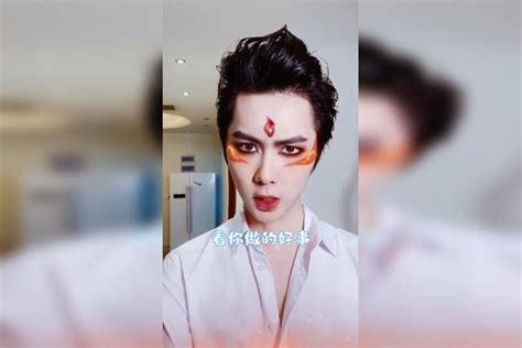 我冒着被赶出家门的危险，姐妹们，此视频时间有限！ 家门 视频 时间