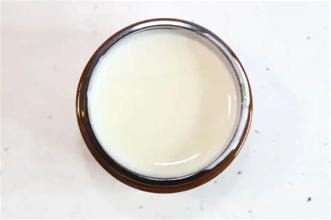 Make Your Own Natural Sunscreen Effective Diy Recipe
