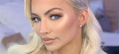 Lindsey Pelas Proves No One Looks Better In A Bikini