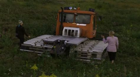 Imcdb Org K Ssbohrer Pistenbully Pb D In Bl B Rskriget